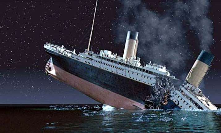 Titanic sank on this day 105 years ago: Here are 3 Shocking Real Vs ...