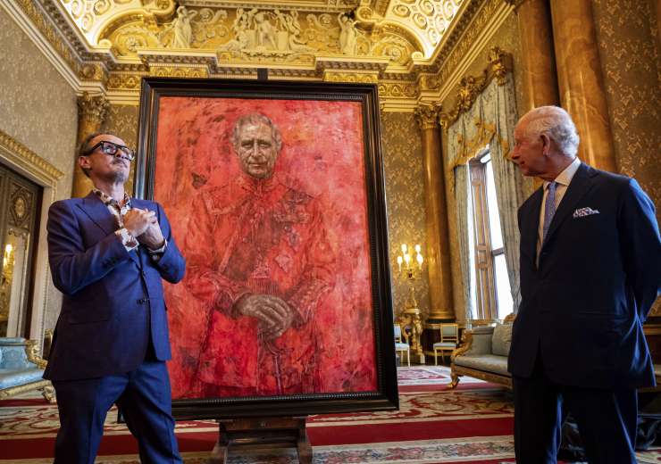 UK King Charles III unveils his first official portrait since his ...