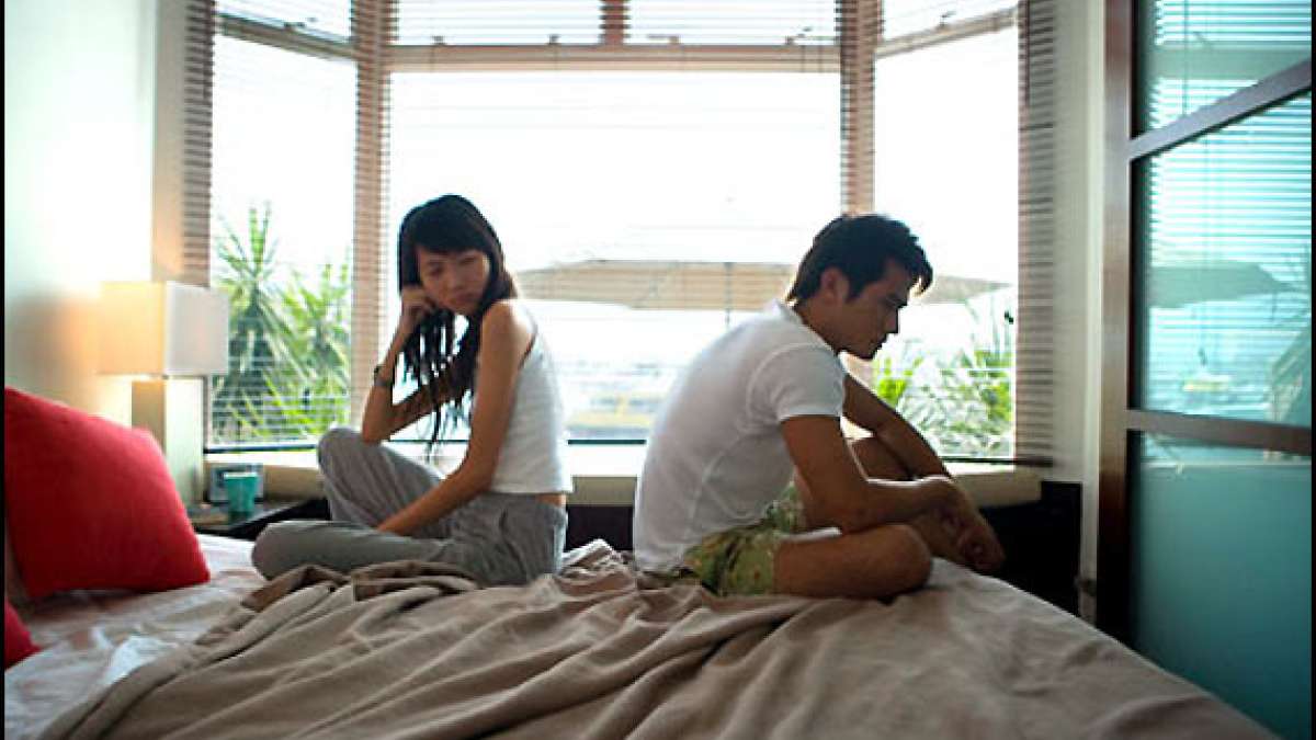 Feeling stressed? Avoid these in your bedroom – India TV