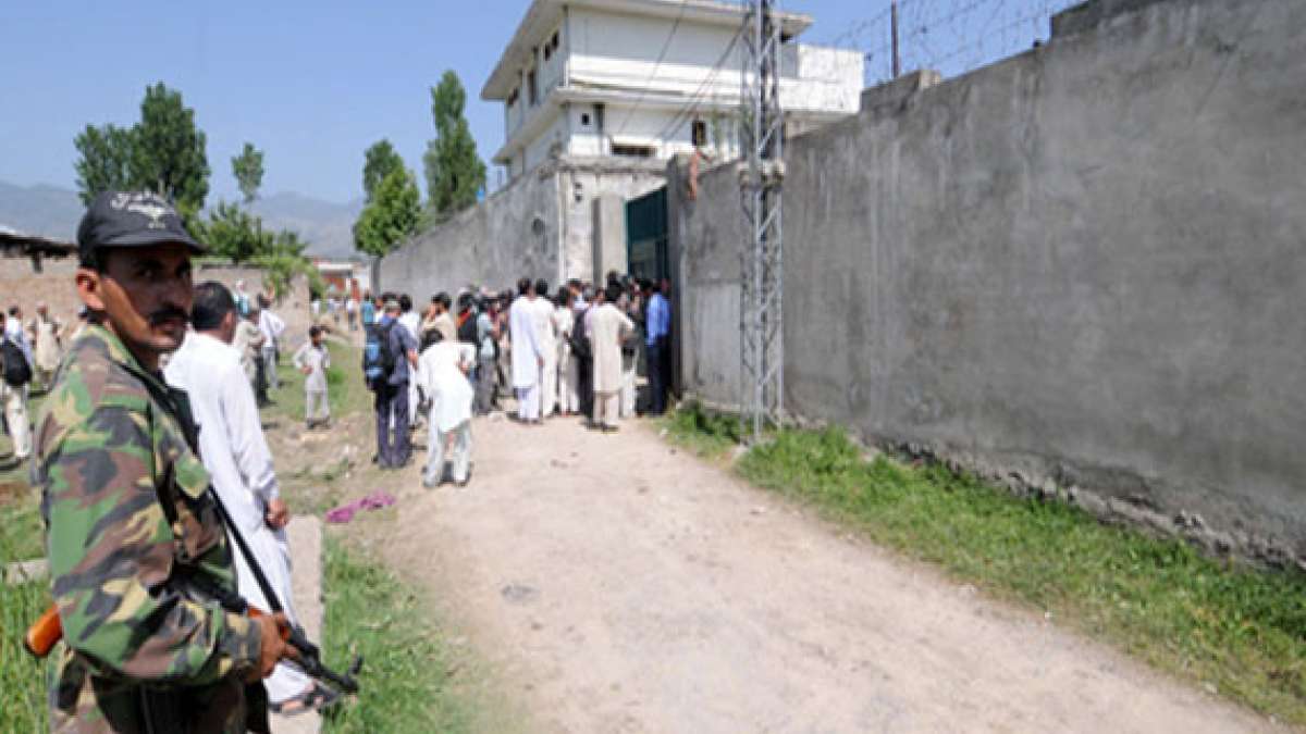 10 die in Pakistan bus attack – India TV