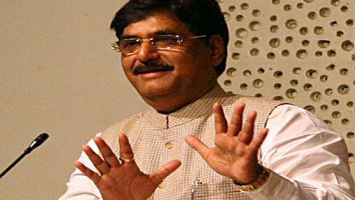 Munde optimistic about reconciliation between Raj and Uddhav – India TV
