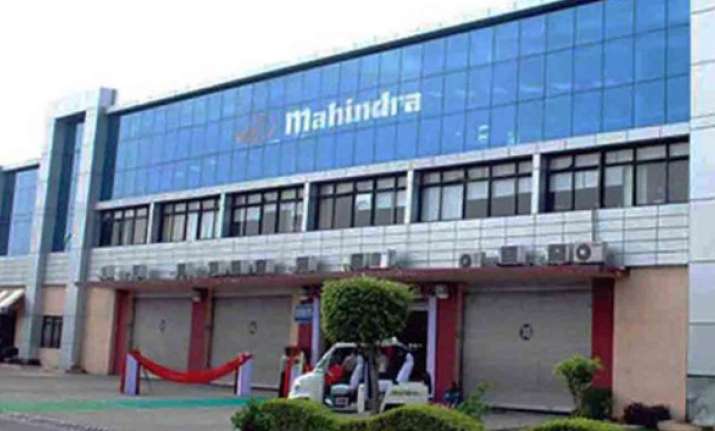 Mahindra & Mahindra sales rise 1% in April |IndiaTV news | India News ...
