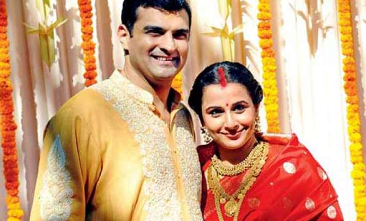 Vidya Balan celebrates her Birthday with family | Bollywood News – India TV