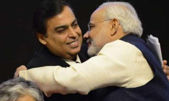 PM Modi, Mukesh Ambani most searched personalities in 2014: Yahoo ...