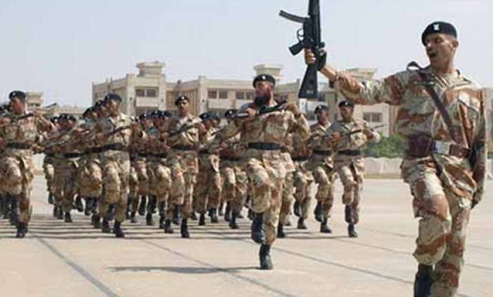 Pakistan Rangers shell Indian positions in Kashmir, one Pak soldier ...