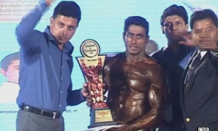 Suhas Khamkar wins Mr India bodybuilding competition | Other News ...