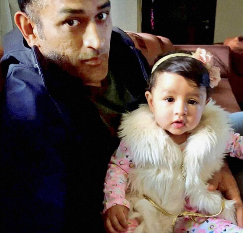 20 lovable pictures of Dhoni's adorable daughter Ziva you wouldn't want ...