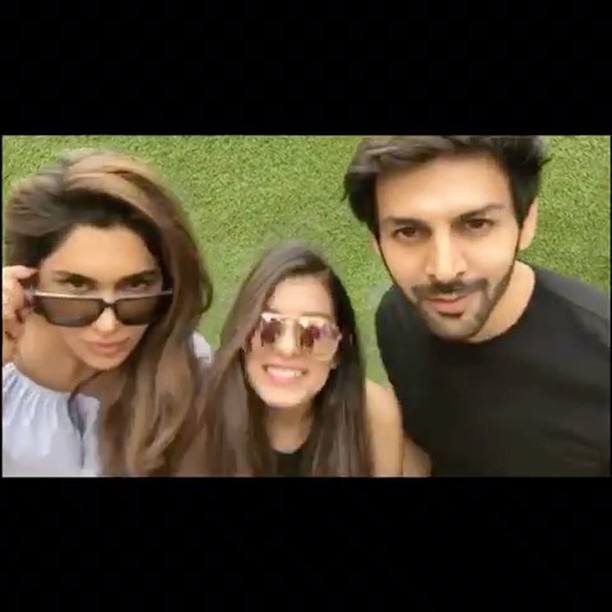 10 Instagram pictures of Dimple Sharma, the Canadian model Kartik ...