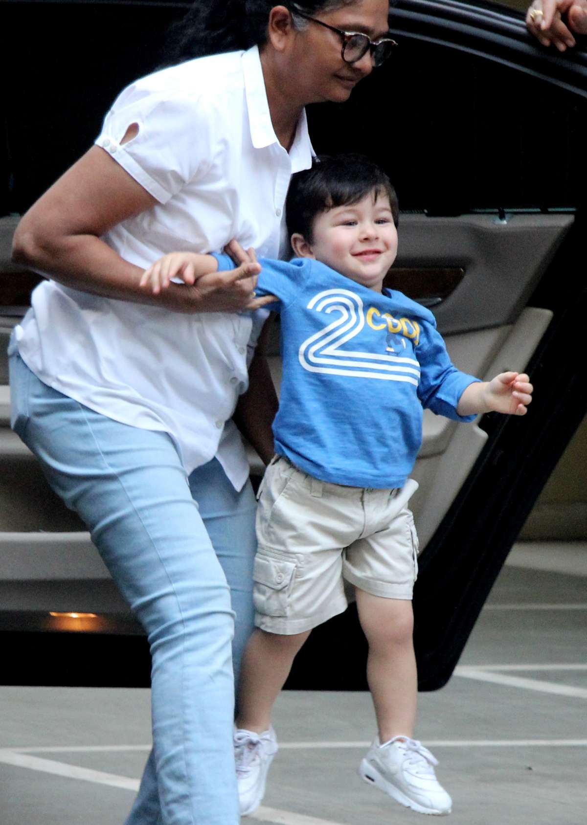 Taimur Ali Khan's cutest expression in these latest PHOTOS is must-see