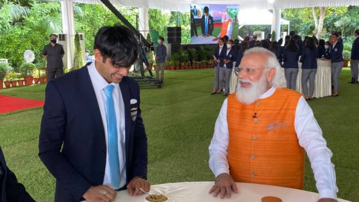 Photos: PM Modi hosts Neeraj Chopra, PV Sindhu and other Tokyo ...