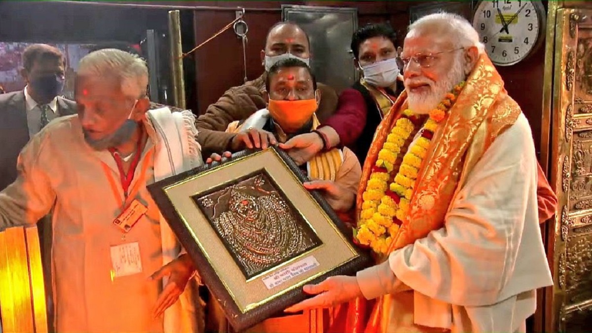 PM in Varanasi: Boat ride, Kashi Vishwanath Corridor launch, Ganga aarti | PICS