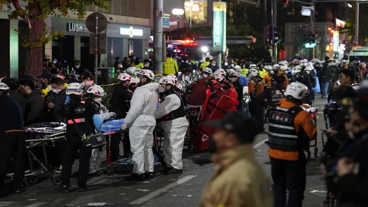 Seoul Halloween stampede: At least 151 dead in crowd surge - India TV News