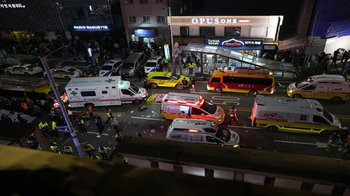 Seoul Halloween stampede: At least 151 dead in crowd surge - India TV News