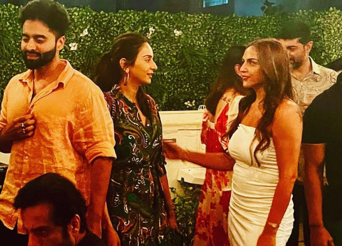 Inside pics from Esha Deol's birthday: Dharmendra, Hema Malini & friends from Bollywood join ...