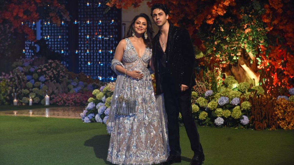 Radhika Merchant-Anant Ambani engaged! Sara Ali Khan, John Abraham, SRK and other celebs attend bash