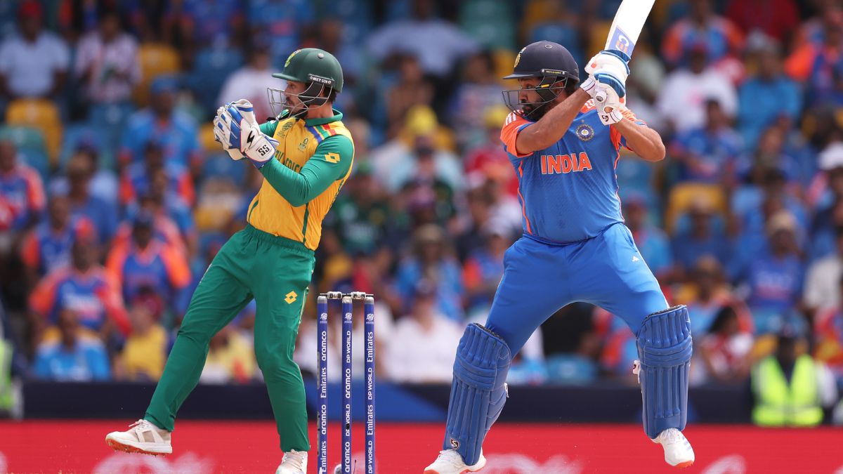 Top 5 players with most sixes in T20 Internationals