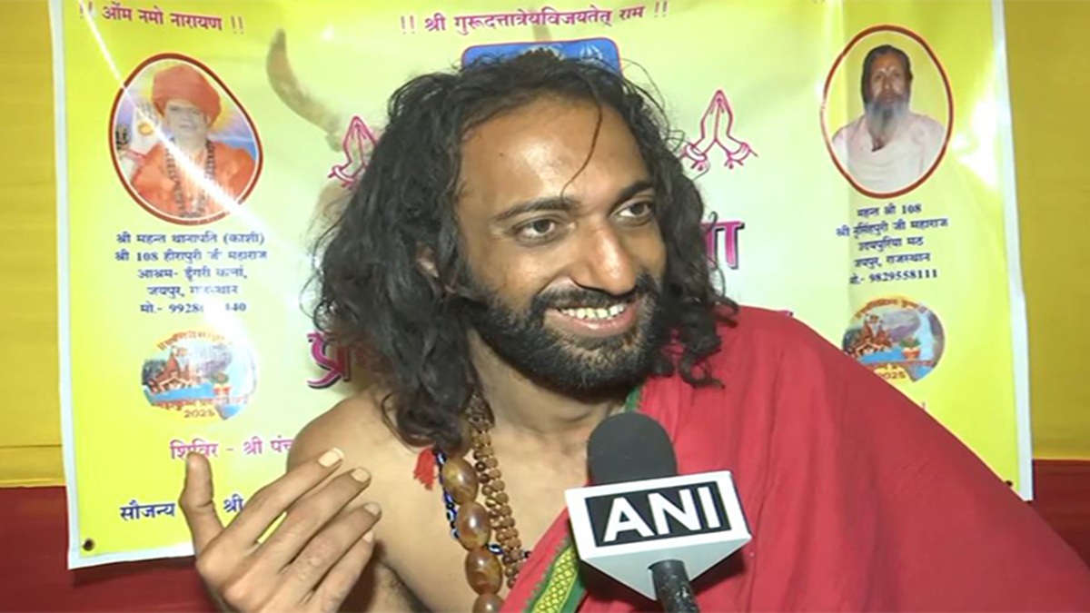 Viral 'Babas' catching everyone's attention at Mahakumbh Mela 2025 in ...