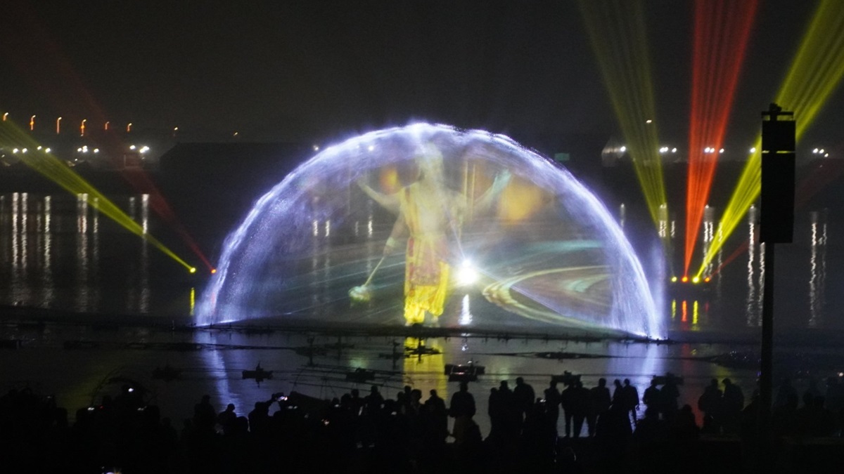 Mahakumbh 2025: 7 spectacular pictures of water laser show in Prayagraj