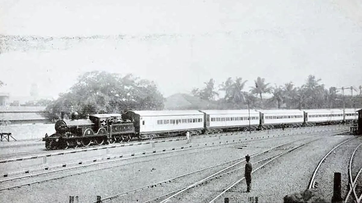 How toilets were introduced in Indian Railways and in which year?