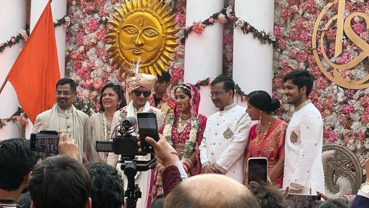 Arvind Kejriwal's daughter Harshita marries Sambhav Jain in grand ...