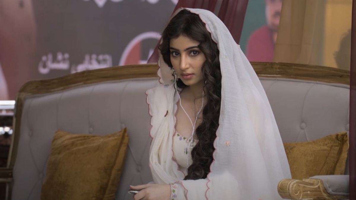 Dhurandhar cast: Who is playing Ranveer Singh's love interest in Aditya ...