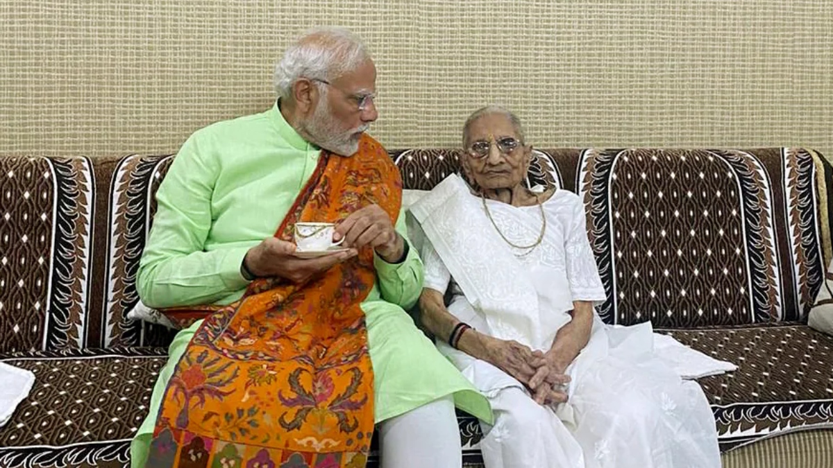 Heartfelt moments: PM Modi with his mother, Heeraben Modi | In pics