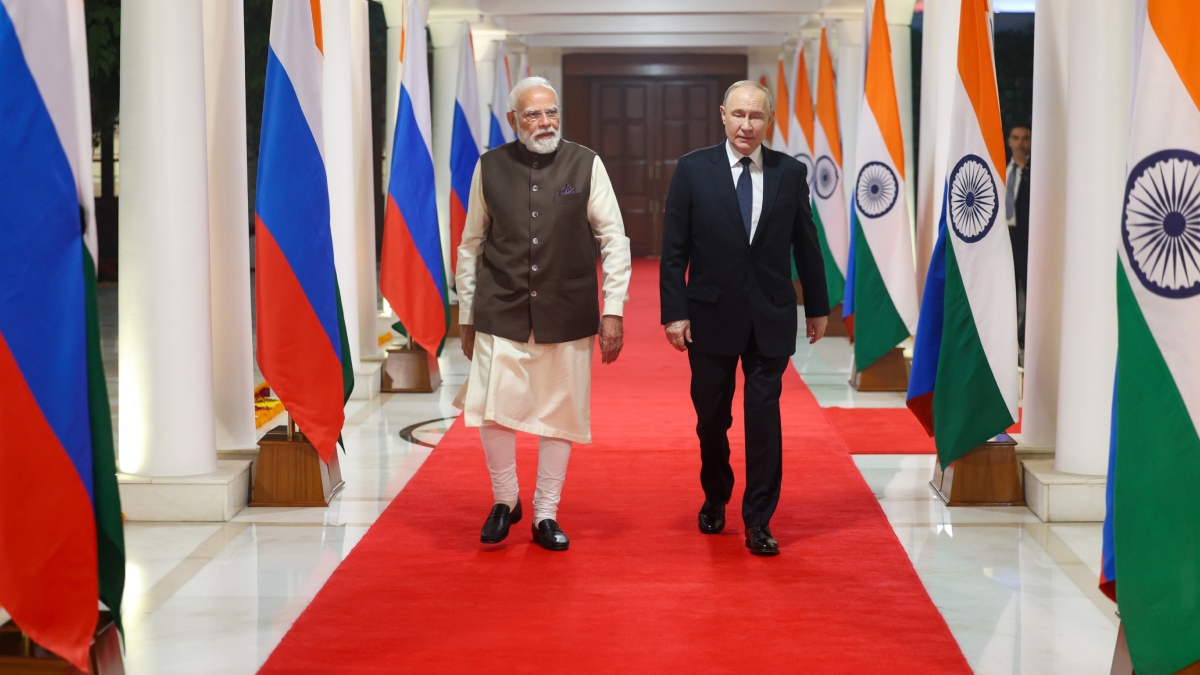 PM Modi-Putin 'bromance' in India: Handshake, hug and carpool | In pics