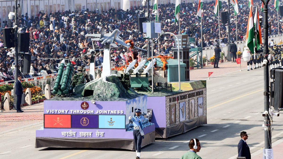 Arjun MBT, Bhairav Battalions and more: India displays its military ...