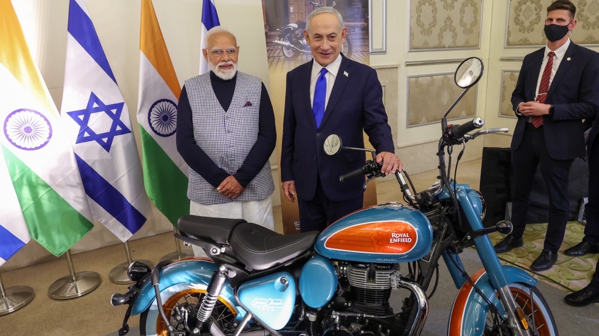 PM Modi's car diplomacy: A bonhomie with world leaders in pictures