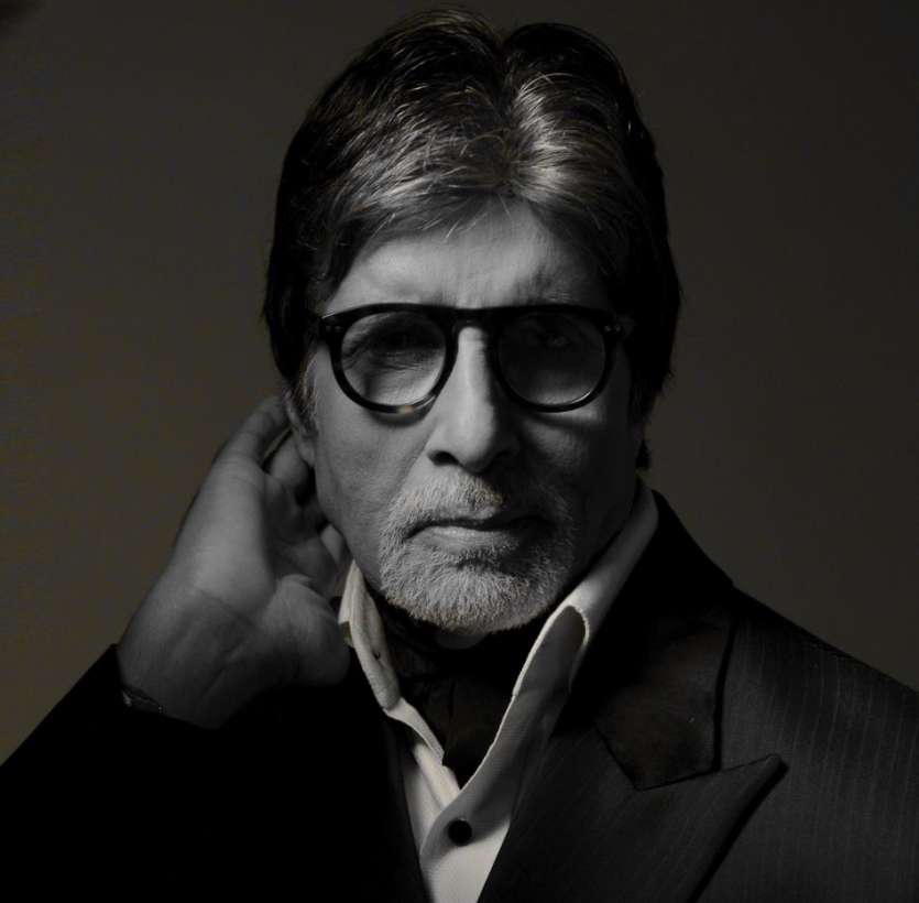 10 Times Amitabh Bachchan Proved That He Is Never Too Old For Fashion