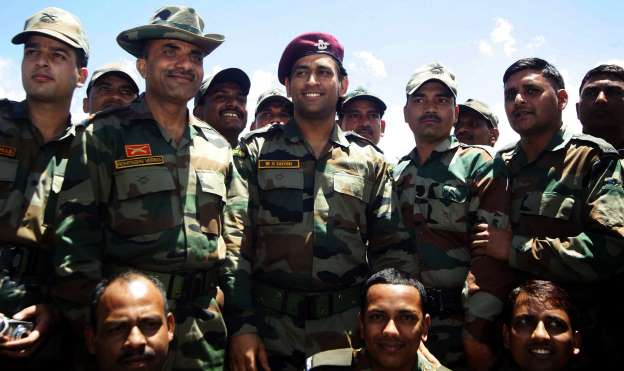 12 rare pictures of Mahendra Singh Dhoni you just cannot miss