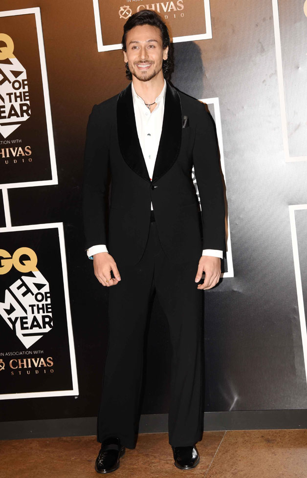 Ranveer, Kangana, Saif, Radhika: Celebs dazzle at the red carpet of GQ ...
