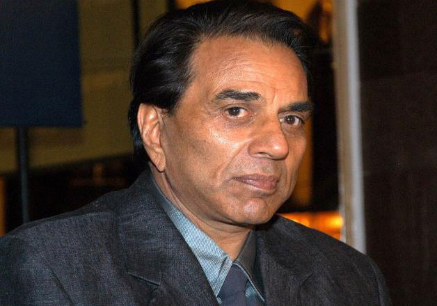 On 81st birthday of Dharmenda, here is a glimpse of his iconic movies