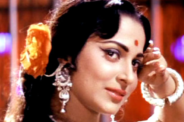 Happy Birthday: Here’s glimpse of Waheeda Rehman’s splendid Bollywood ...