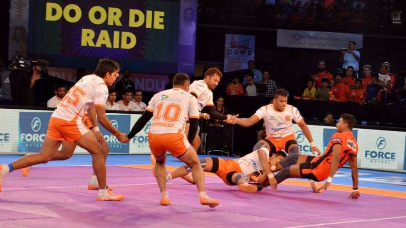 Pro Kabaddi League 2017: Puneri Paltan edge U Mumba to win 26-24