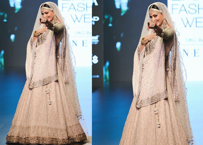 Sushmita Sen looks ethereal beauty in these classic pics