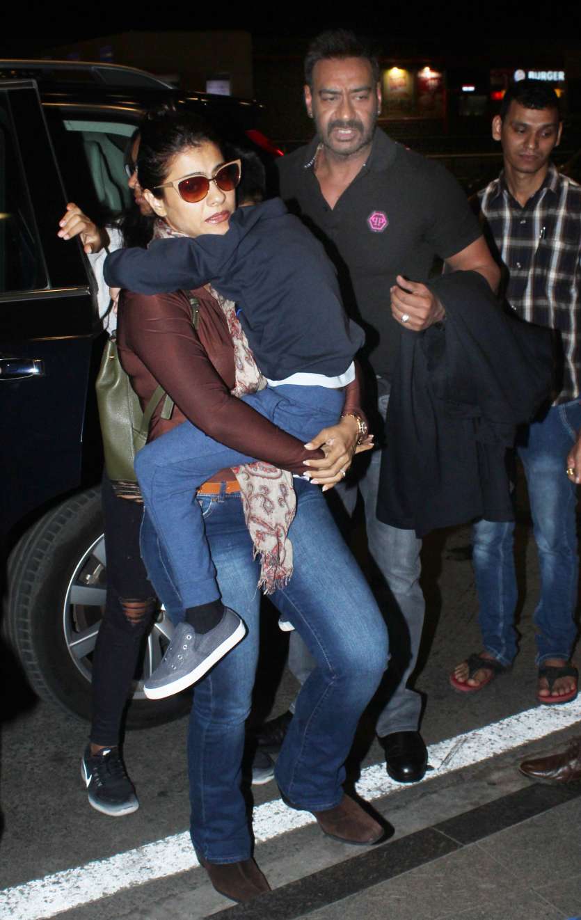 Raid actor Ajay Devgn clicked with wife Kajol and kids at Mumbai ...