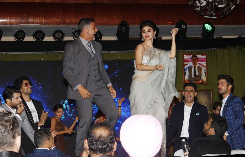 IN PICS: Janhvi's dreamy throwback picture, Rajkummar Rao and Aditi Rao ...