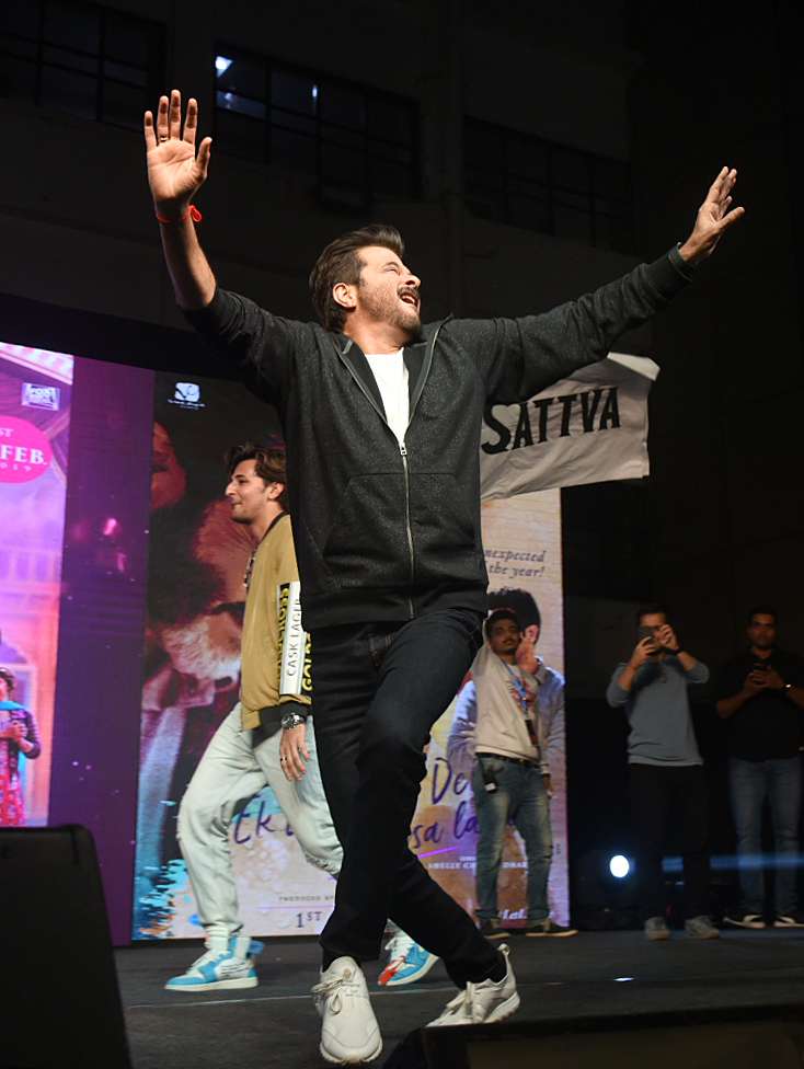 Anil Kapoor dances like there no tomorrow at promotional event See pics