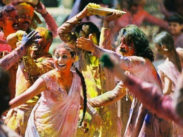 Holi 2019: 10 Iconic Holi moments from Bollywood movies