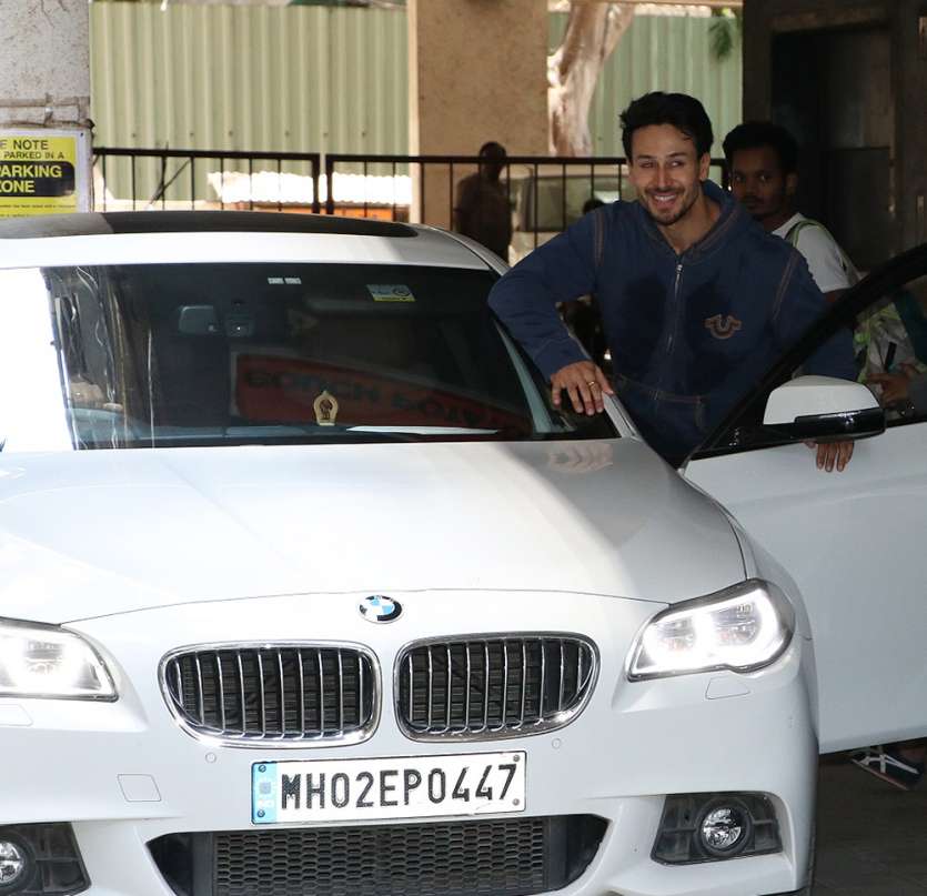 Tiger Shroff, Tara Sutaria and Ananya Panday snapped together ahead of ...