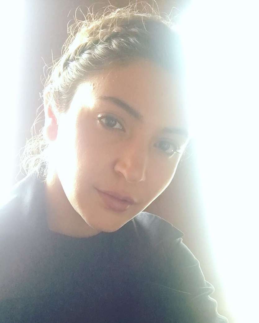 Unseen pictures of Bollywood actresses without MAKEUP - See photos inside