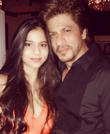 Father's Day 2021: Shah Rukh Khan is SUPERHERO dad to his kids Aryan, Suhana & AbRam | In Pics