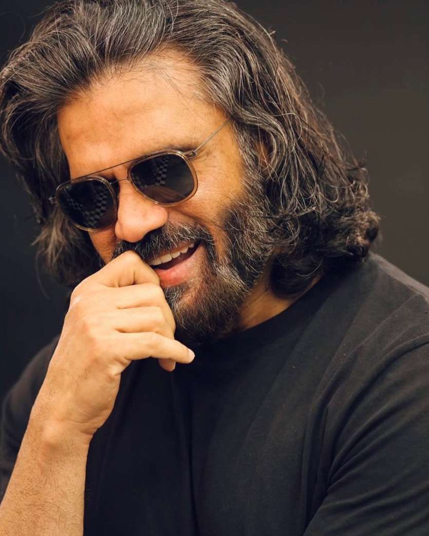 Suniel Shetty was 'caught in the act' and fans can't get over him, see ...