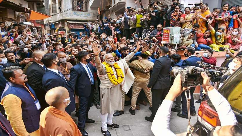 PM in Varanasi: Boat ride, Kashi Vishwanath Corridor launch, Ganga aarti | PICS