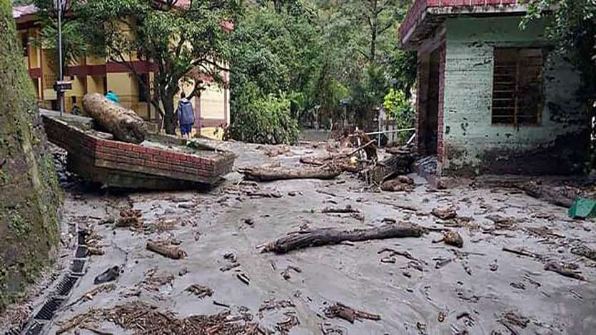 Yearender: Natural disasters that 'shook' and 'stuck' India in 2021 ...