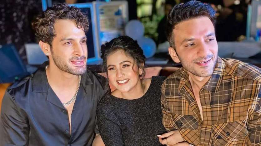 Anjali Arora birthday bash: Urfi Javed to Umar Riaz, celebs dazzle at ...