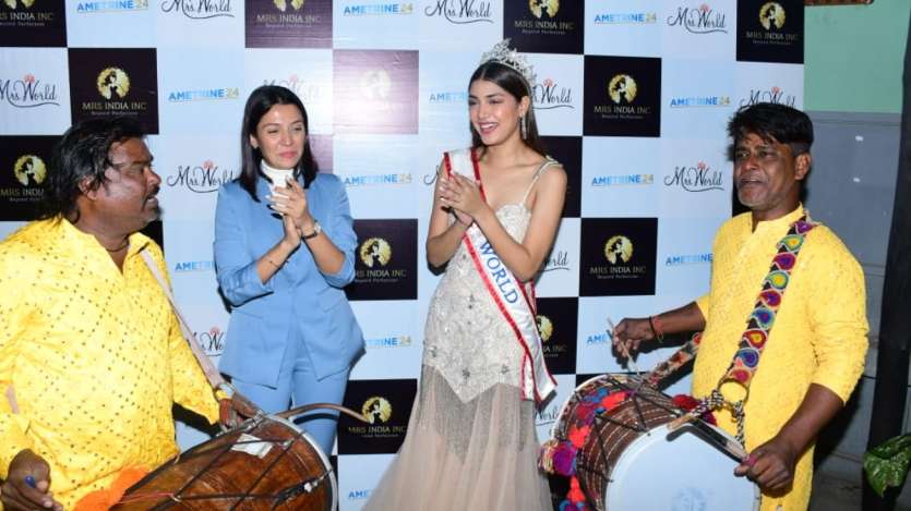 Mrs World 2022 Sargam Kaushal back in India after historic victory ...