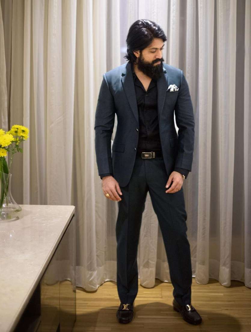 Yash’s style is as iconic as his character Rocky in KGF, check out ...