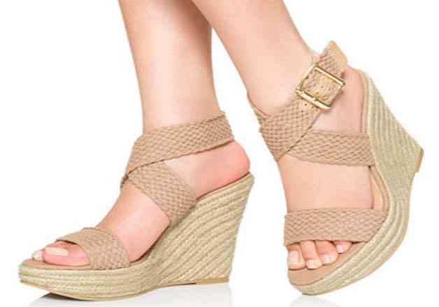 Know 5 must-have shoes in a woman's wardrobe